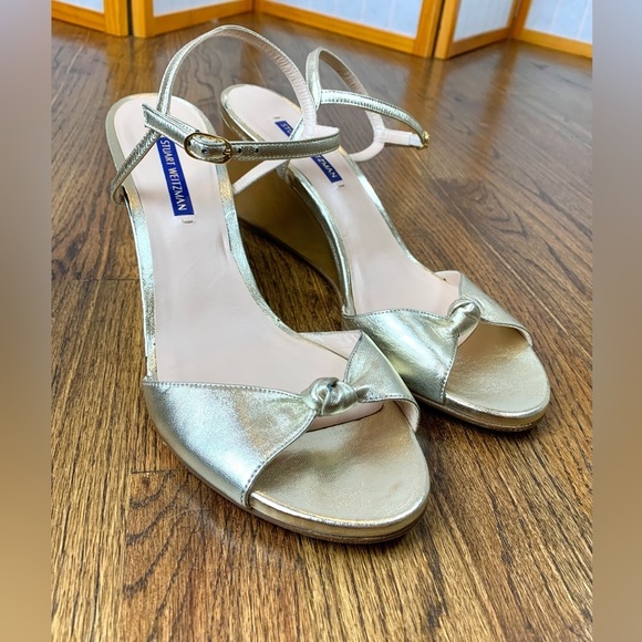 Stuart Weitzman | Shoes | Authentic Stuart Weitzman Gold Peep Toe Wedge ...